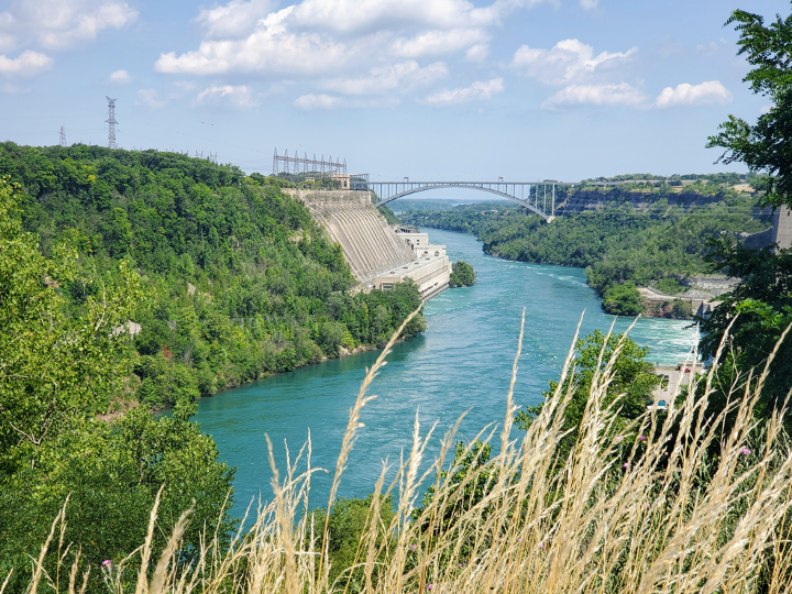 Hiking the Niagara Gorge Trail System - Outside Chronicles